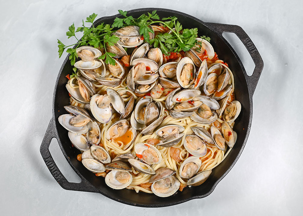 Clams with Roast Garlic Sauce – Cape May Magazine